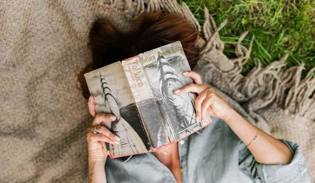 97 Reading Book Captions for Your Quiet Time